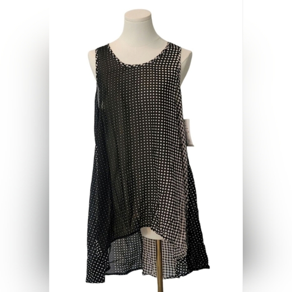 Kaktus | Tops | Kaktus Black And White Polka Dot Top | Poshmark